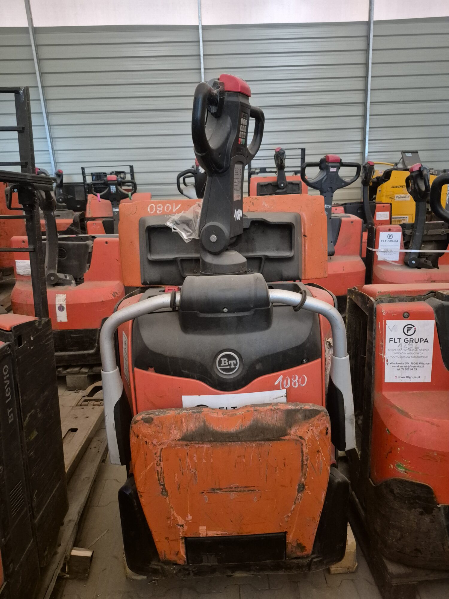 Wózek paletowy elektryczny BT LPE250 (1080) - WozkiWidlowe.pl - FLT Grupa